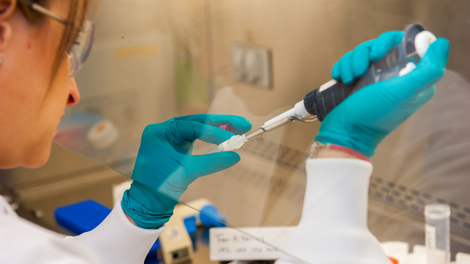 IAVI Vaccine Design & Development Laboratory - IAVI